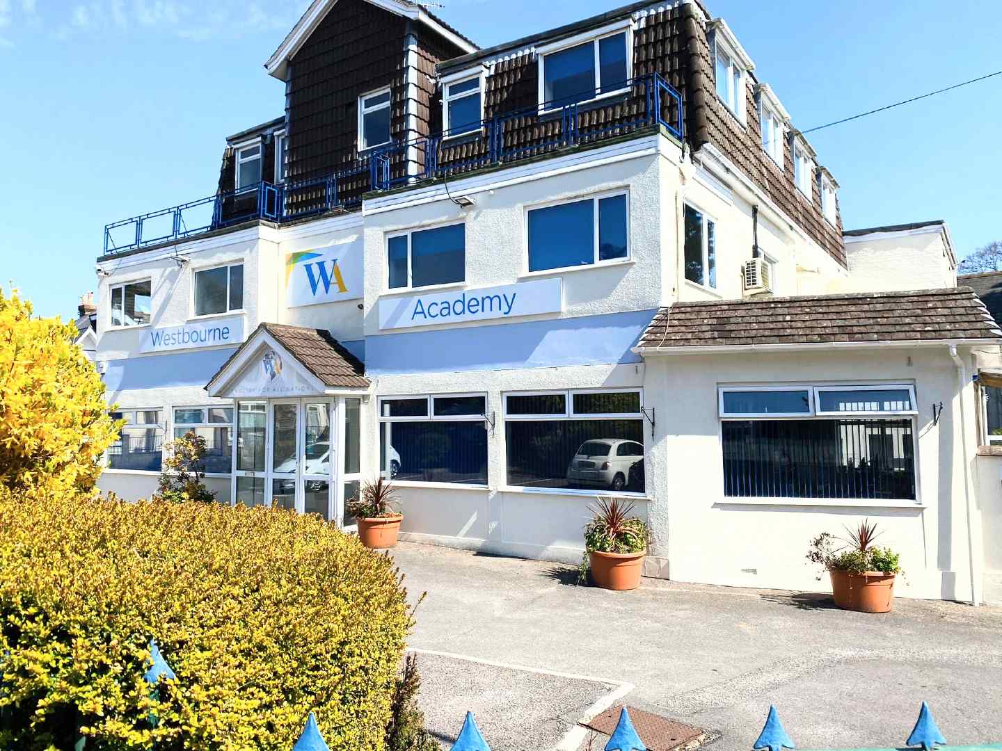 Westbourne Academy (Bournemouth, UK) - Reviews - Language International